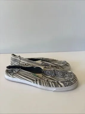 Sanuk | Shoes | Sanuk Striped Canvas Donna Keys Ranch Slip On Shoes ...